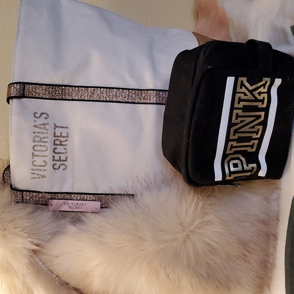 Victoria's Secret | Bags | Victorias Secret Tote Makeup Bag And Acarf ...